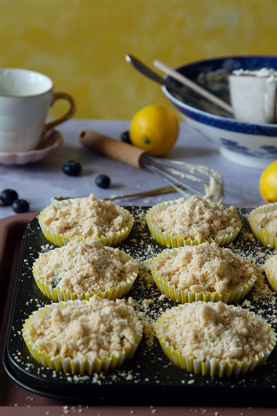Ultimate Blueberry Muffins with Cheesecake Filling and Crunchy Topping ...